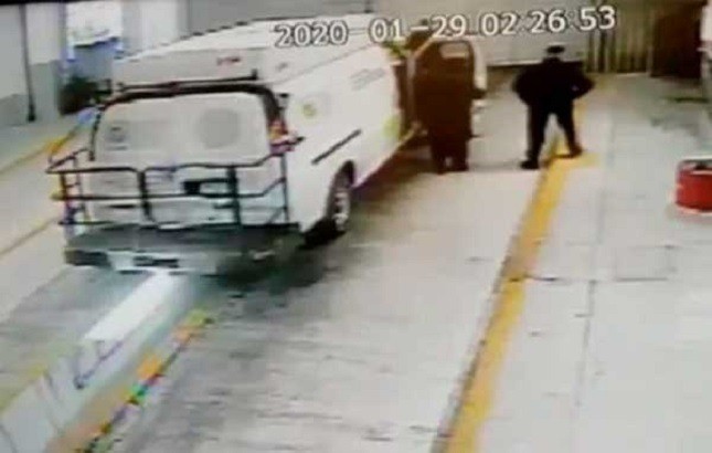 Vídeo muestra cómo escaparon reos del Reclusorio Sur en ambulancia ...