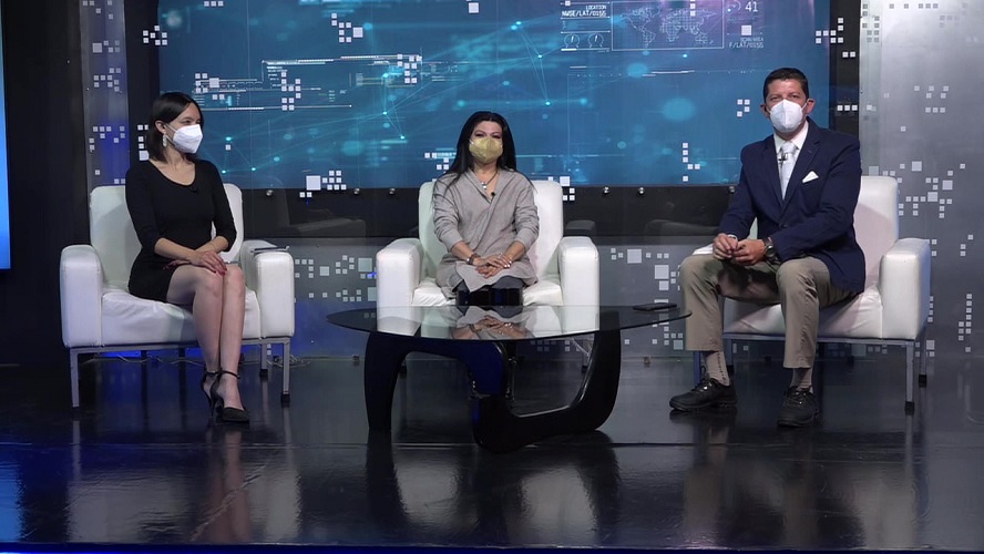 Entrevista con: Janet Arias Martínez, Presidente del Centro COPARMEX Villa de Reyes. - Canal 7 ...