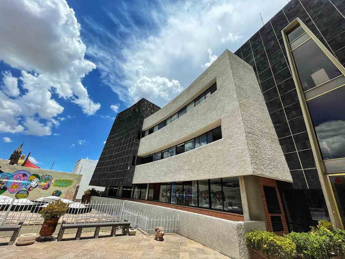 Ofrece IPBA talleres para amantes de las letras o música - Canal 7 SLP ...