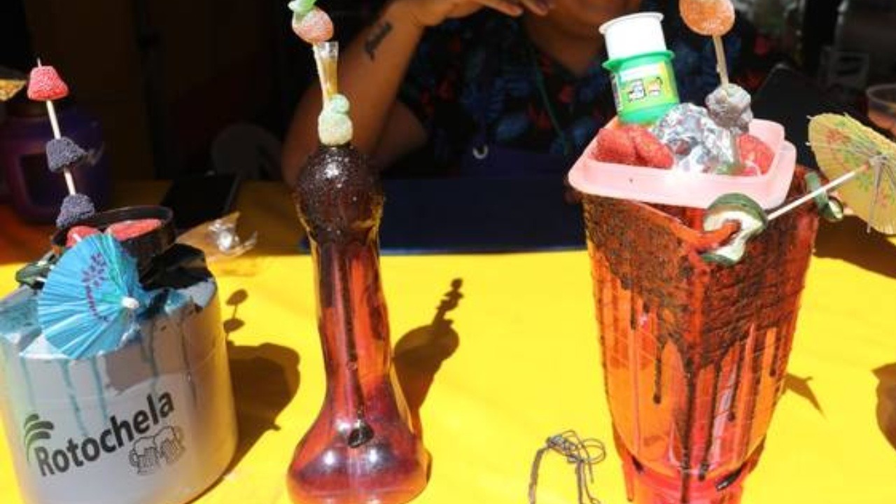 #Viral Multarán a quienes vendan micheladas en envases con temática ...