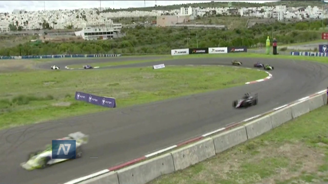El potosino Alejandro Ibarra consigue triunfo en la Fórmula 5 - Canal 7 ...