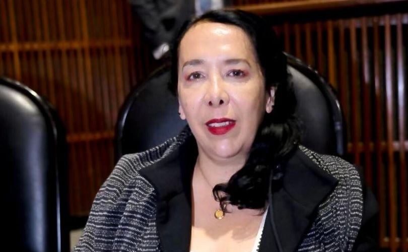 Presentan solicitud de juicio político contra Brown Figueredo - Canal 7 ...